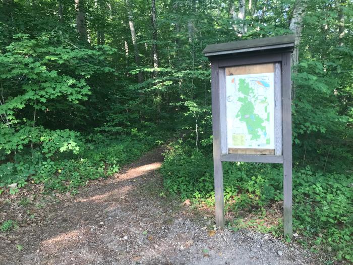 Cockaponset State Forest (South) - Connecticut Trail Finder