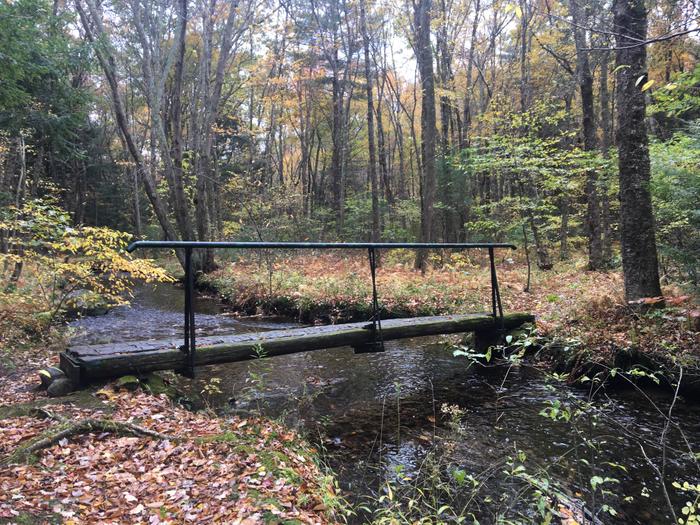 Harry C. Barnes Memorial Nature Center - Connecticut Trail Finder