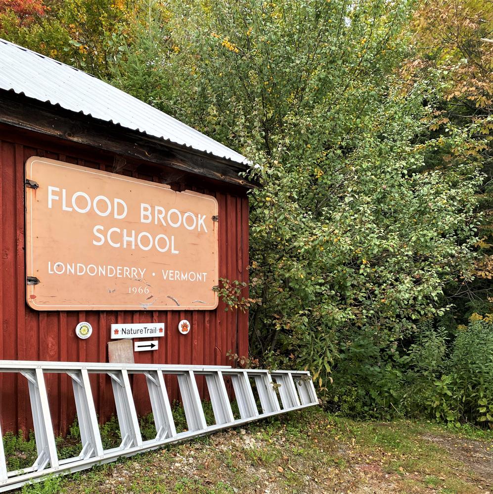 Flood Brook School Trails - Trail Finder